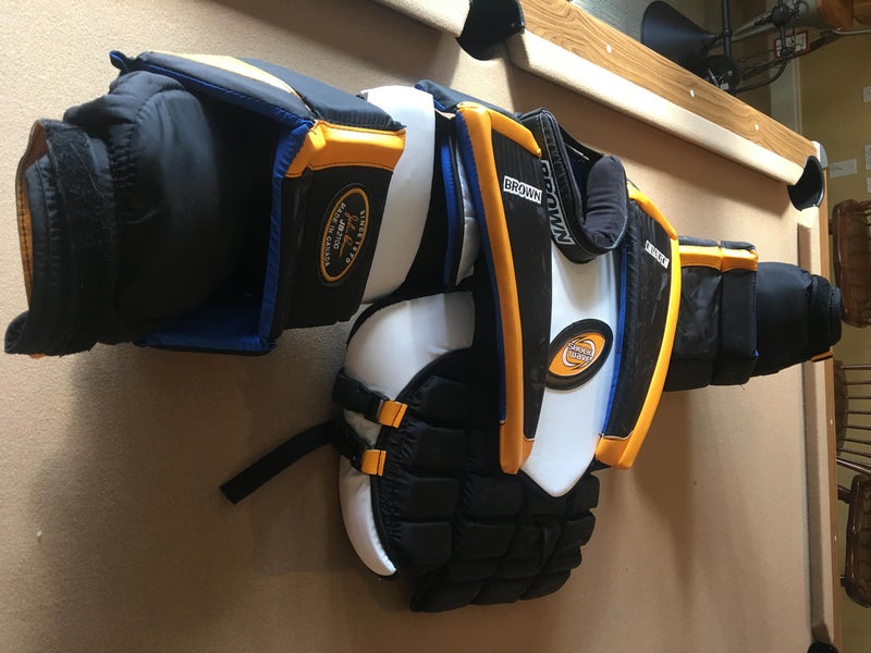 Shock Wave Goalie Chest Protector Senior | SidelineSwap | Buy and Sell ...
