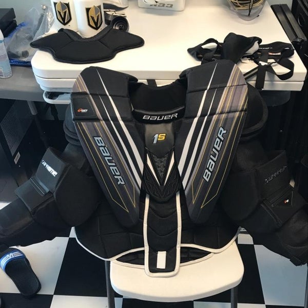Bauer 1S Pro Chest Protector | SidelineSwap | Buy and Sell on SidelineSwap