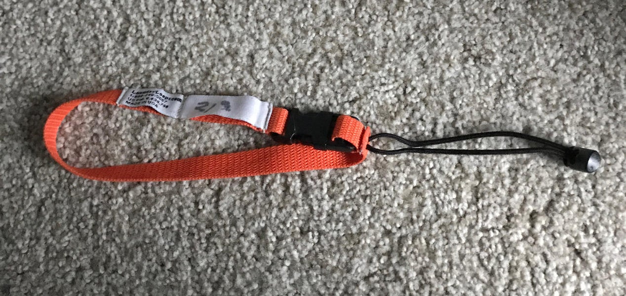 Hockey Laundry Loop with sock clip ( Gitch loop) | SidelineSwap | Buy ...