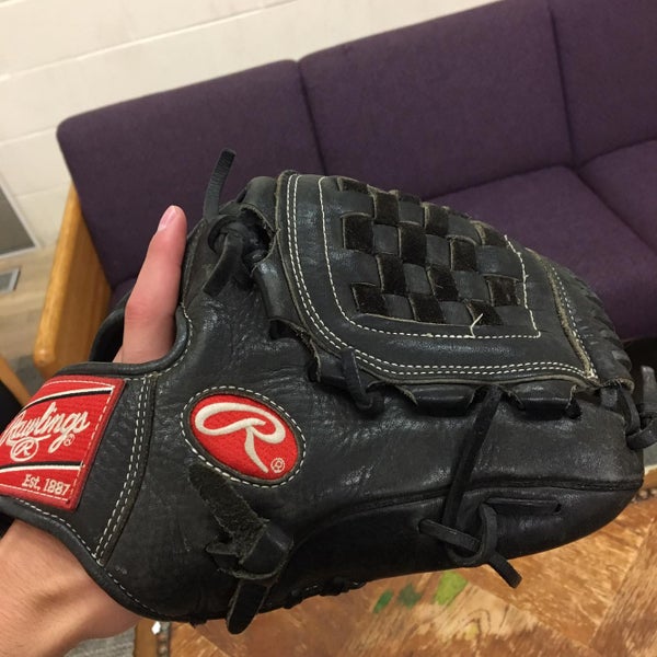 Rawlings Gold Glove Baseball Glove | SidelineSwap | Buy and Sell on SidelineSwap