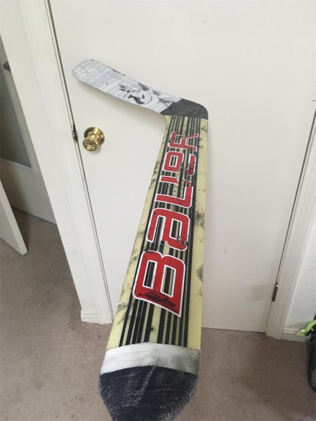 Bauer Reactor 9000 Stick 27in | SidelineSwap | Buy and Sell on SidelineSwap