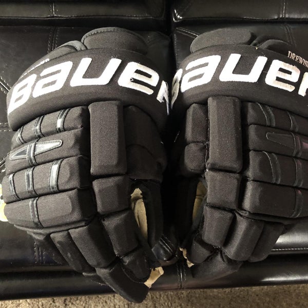 Bauer 4-Roll Gloves Senior Pro Stock 14” Black | SidelineSwap
