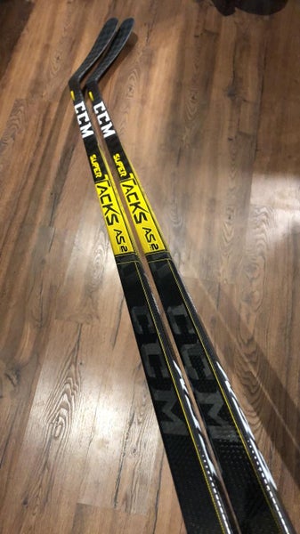 2 pack - CCM Supertack AS2 RH 80 Flex P90 | SidelineSwap | Buy and Sell ...