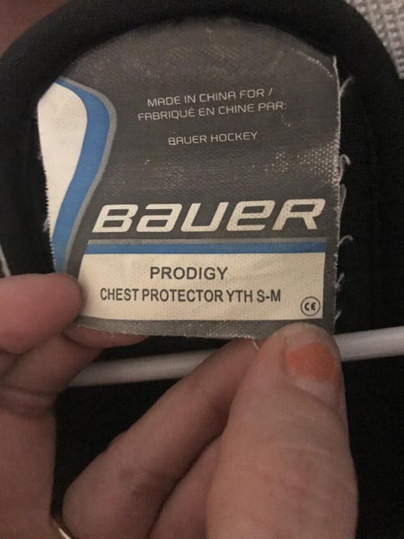 White Small Bauer Prodigy Goalie Chest Protector | SidelineSwap | Buy ...