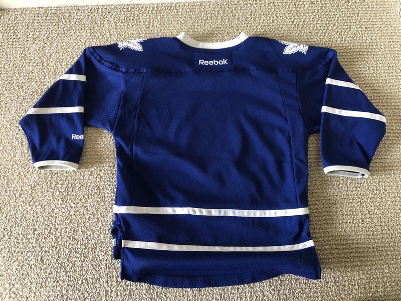 Toronto Maple Leafs Kids Jersey, Youth 4-7 | SidelineSwap | Buy and ...