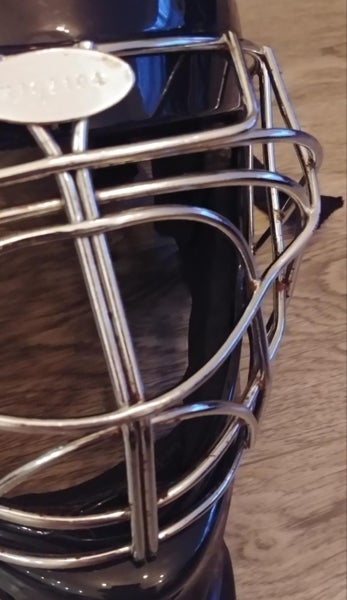 Black Senior Itech 2500 Goalie Mask | SidelineSwap | Buy and Sell on ...