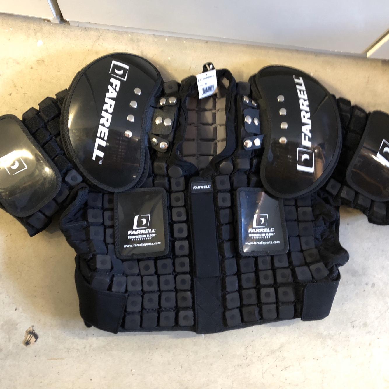 New Farrell H600 Senior Extra Large Shoulder Pads | SidelineSwap