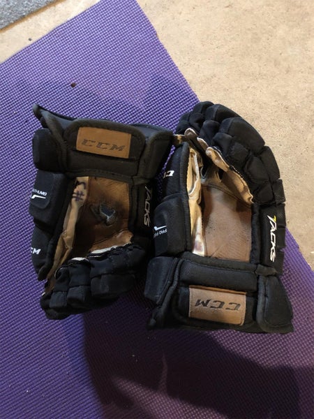 Black Senior CCM Tacks 4 Roll Pro 14" Pro Stock Gloves | SidelineSwap ...