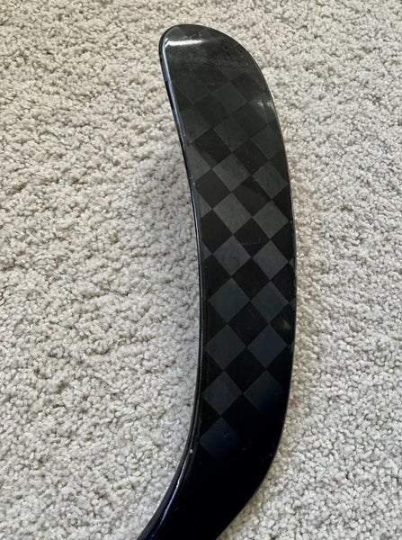 TRUE AX9 NHL Pro Stock Hockey Stick 90 Flex P92 Full Tactile Grip ...