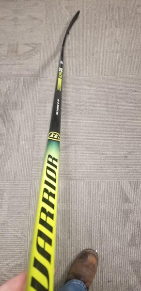 New Senior Warrior Left handed W88 Gaudreau 85 flex grip hockey stick ...