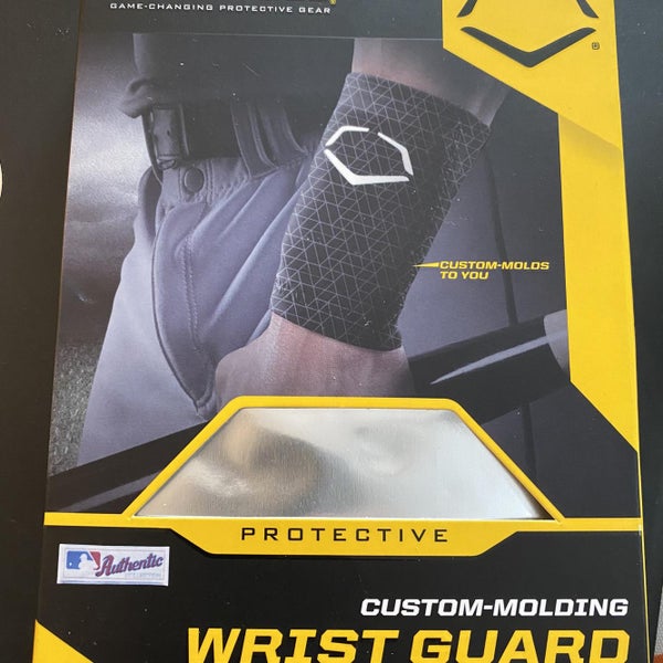 EvoShield Custom-Molding Wrist Guard -MEDIUM | SidelineSwap | Buy and ...