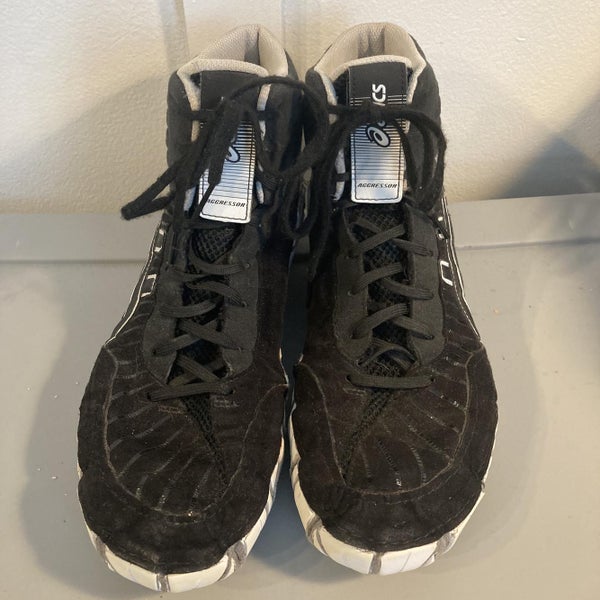 ASICS Aggressor 3 Size 11 | SidelineSwap | Buy and Sell on SidelineSwap