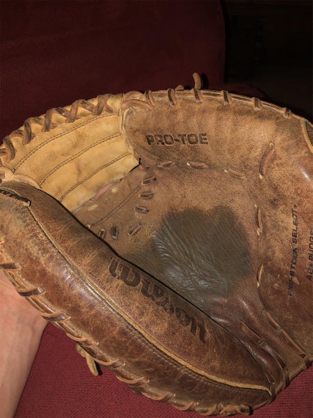 Wilson A2K Pudge Catcher’s Mitt | SidelineSwap | Buy and Sell on ...