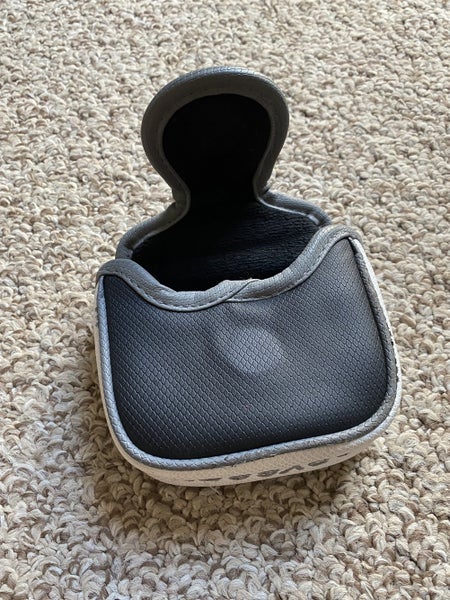 Odyssey Toulon Design putter head cover | SidelineSwap | Buy and Sell ...