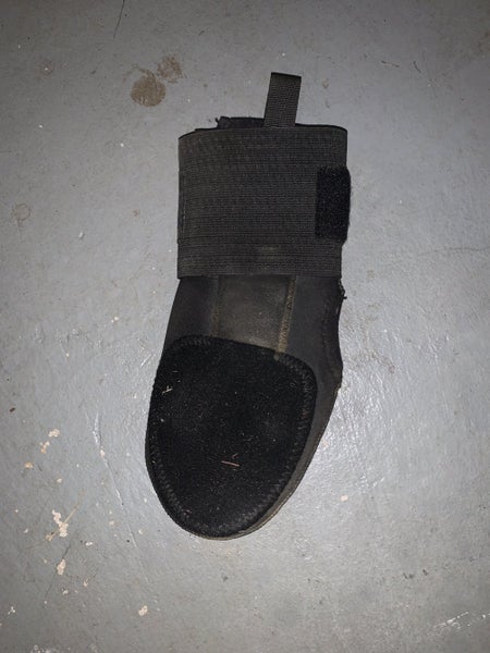EVO shield wrist brace! | SidelineSwap | Buy and Sell on SidelineSwap