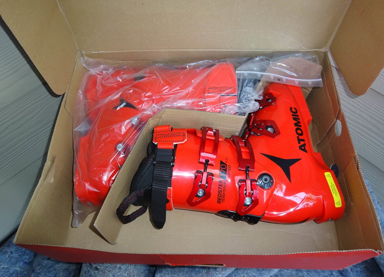 2022 Atomic Redster Team Issue 170 Lifted Ski Boots NEW! Size 26.5 ...