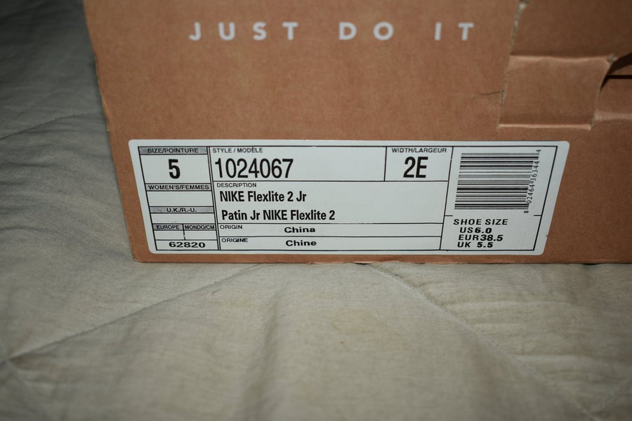 Nike FLEXLITE 2 Hockey Skates, Size 5EE - New Condition - IN BOX ...