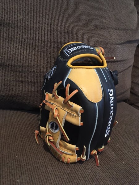 Rare Spalding pro select 42001 Robinson Cano | SidelineSwap | Buy and ...