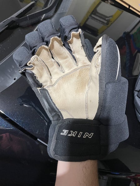 Nike ignite 4 hockey glove | SidelineSwap | Buy and Sell on SidelineSwap