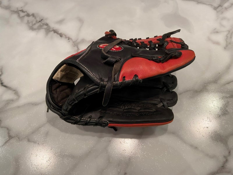 Rawlings Gamer XLE 11.75" | SidelineSwap | Buy and Sell on SidelineSwap