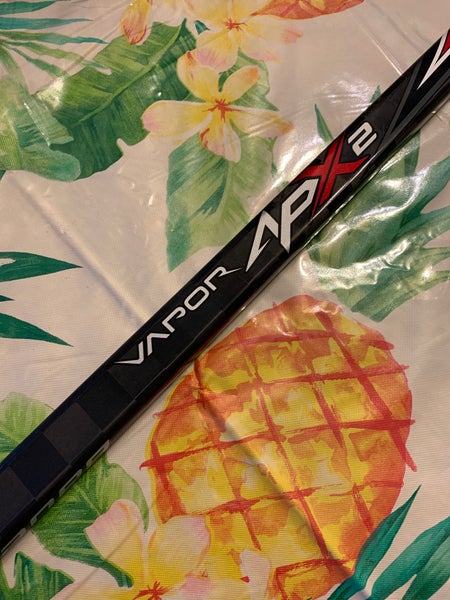 Senior Right Handed P88 Vapor APX2 Hockey Stick | SidelineSwap | Buy ...