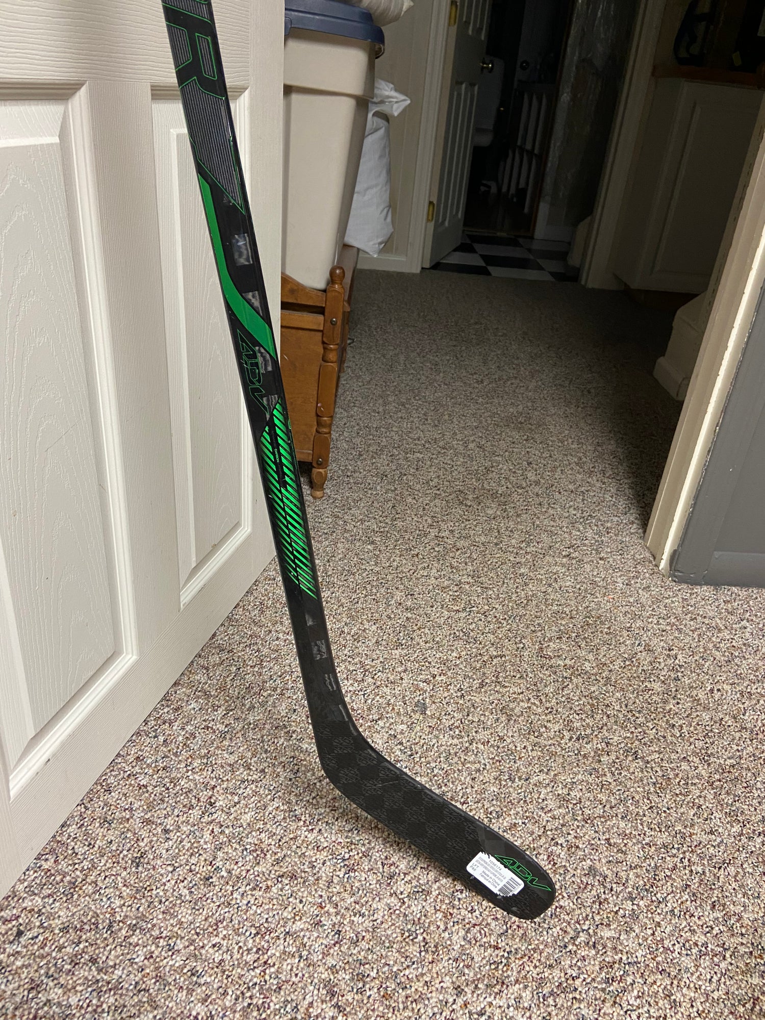 Junior New Left Hand Bauer Supreme ADV Hockey Stick P88 | SidelineSwap