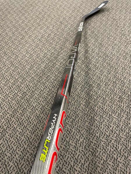 Bauer Vapor Hyperlite P92 curve 40 flex right hand stick | SidelineSwap ...