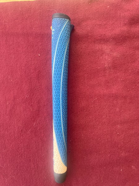 New Rife Putter Grip (Blue/White) | SidelineSwap | Buy and Sell on ...