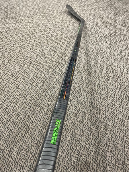 CCM Trigger 6 Pro 75 flex P90TM curve left hand stick | SidelineSwap ...