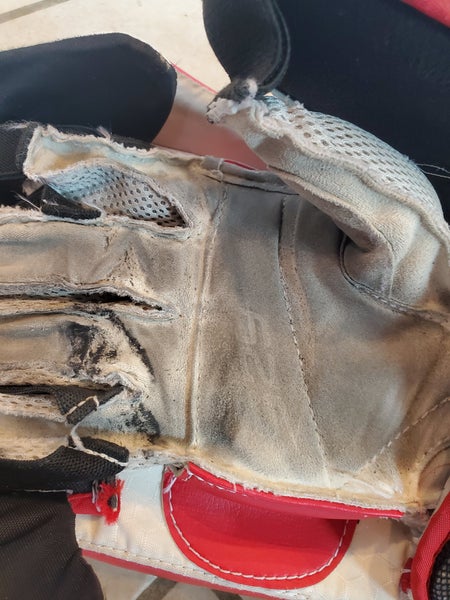 Bauer Supreme S29 Glove and Blocker | SidelineSwap | Buy and Sell on ...