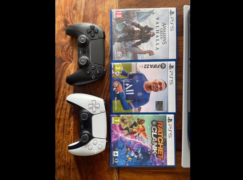 PlayStation 5 desk edition | SidelineSwap | Buy and Sell on SidelineSwap