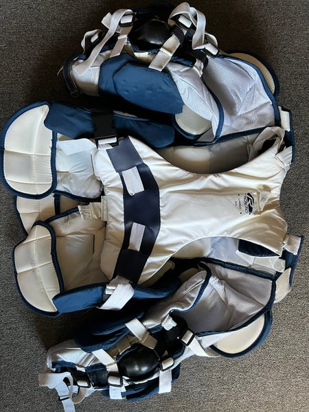 Used Large Bauer Reactor 7000 Goalie Chest Protector | SidelineSwap ...