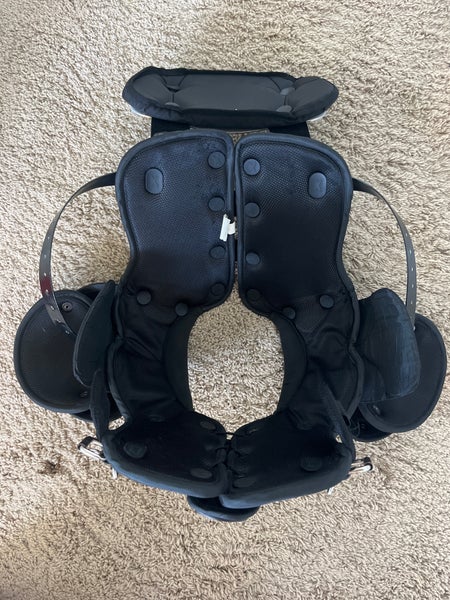 Youth Medium Xenith Flyte Shoulder Pads and Adult size Battle backplate ...