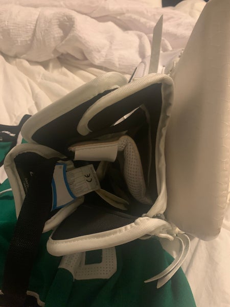 New Regular Supreme 2S Pro | SidelineSwap | Buy and Sell on SidelineSwap