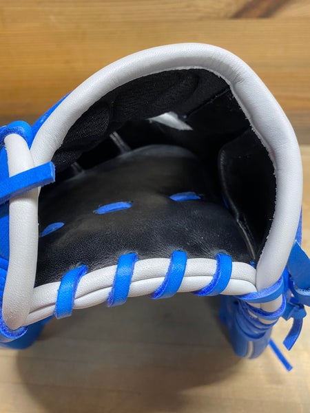Wilson A2000 12” B2 Autism Speaks Edition | SidelineSwap | Buy and Sell ...