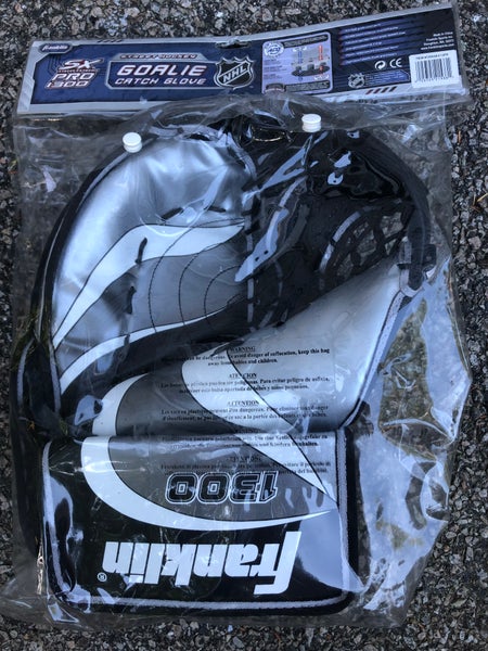 New Junior Franklin Right Hand Goalie Catch Glove | SidelineSwap | Buy ...