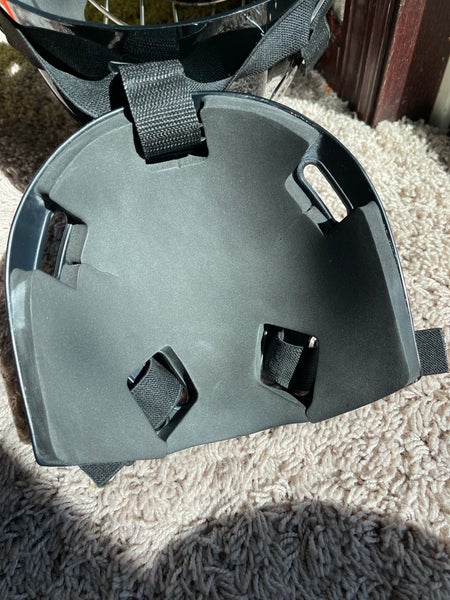 Used CCM GFL1.5 Goalie Mask | SidelineSwap | Buy and Sell on SidelineSwap