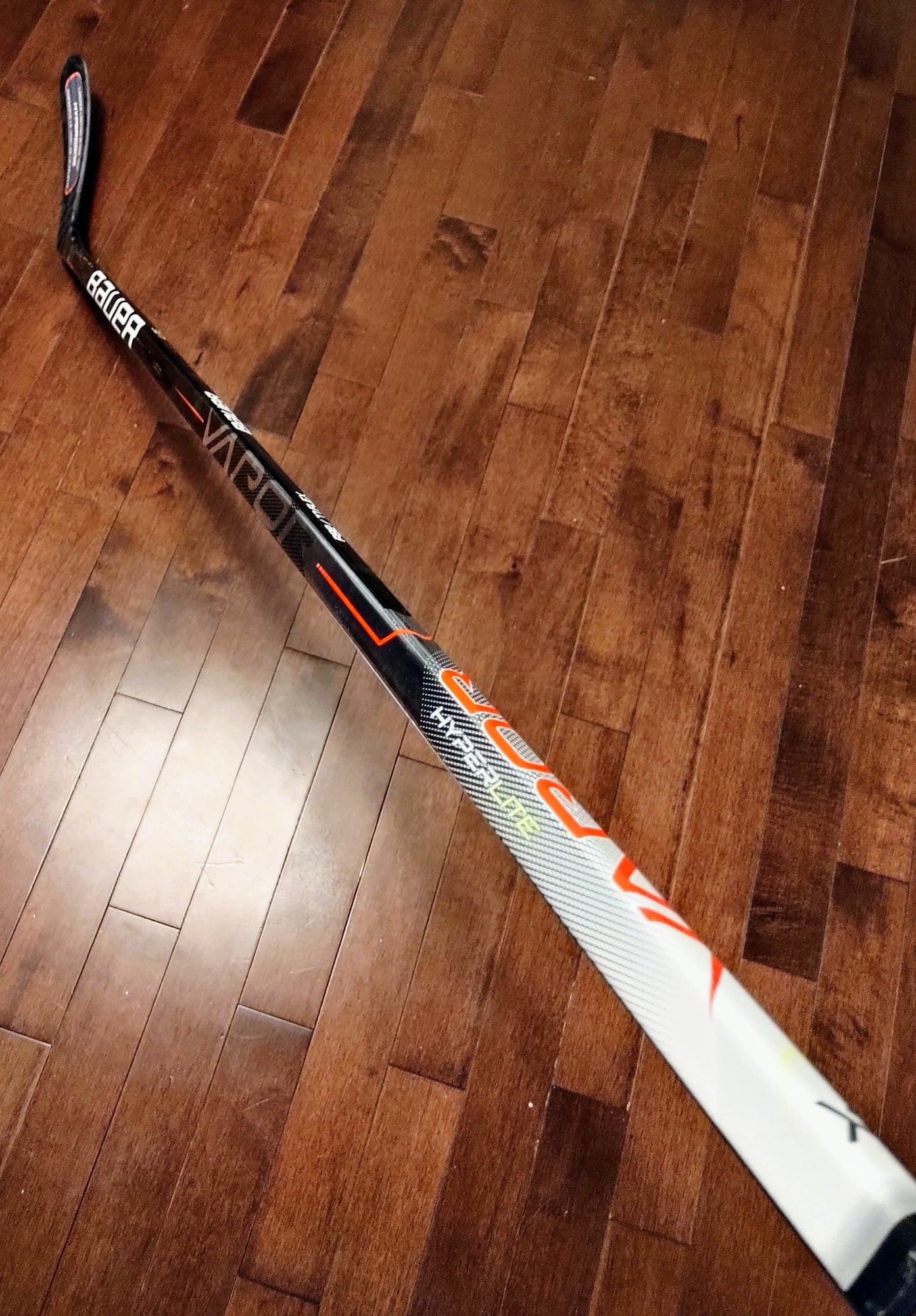 New Senior Bauer Right Hand Vapor Hyperlite Hockey Stick P92 77 Flex ...