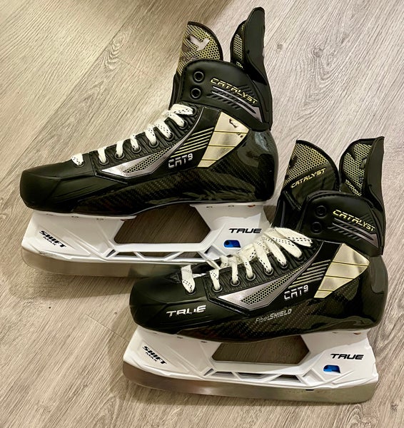 Lightly Used TRUE Catalyst 9 Skates 8.5R | SidelineSwap | Buy and Sell ...