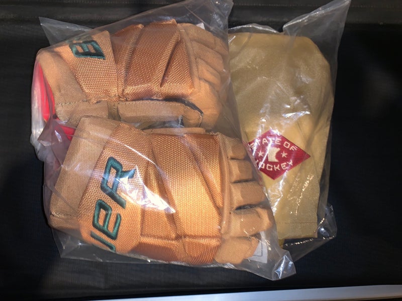 Minnesota Wild Winter Classic Set - Bauer 2X Gloves, CCM PP90 Shell ...