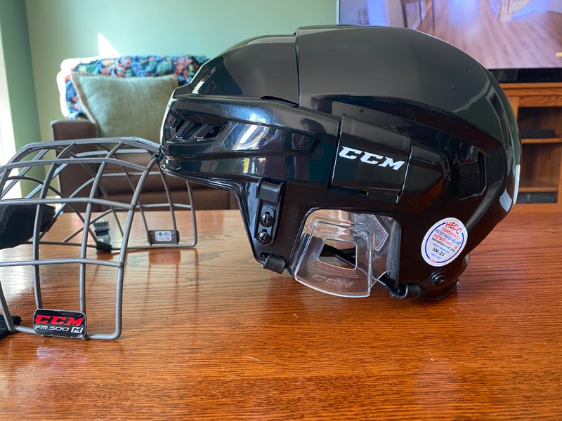 New Large CCM FL500 Helmet | SidelineSwap | Buy and Sell on SidelineSwap
