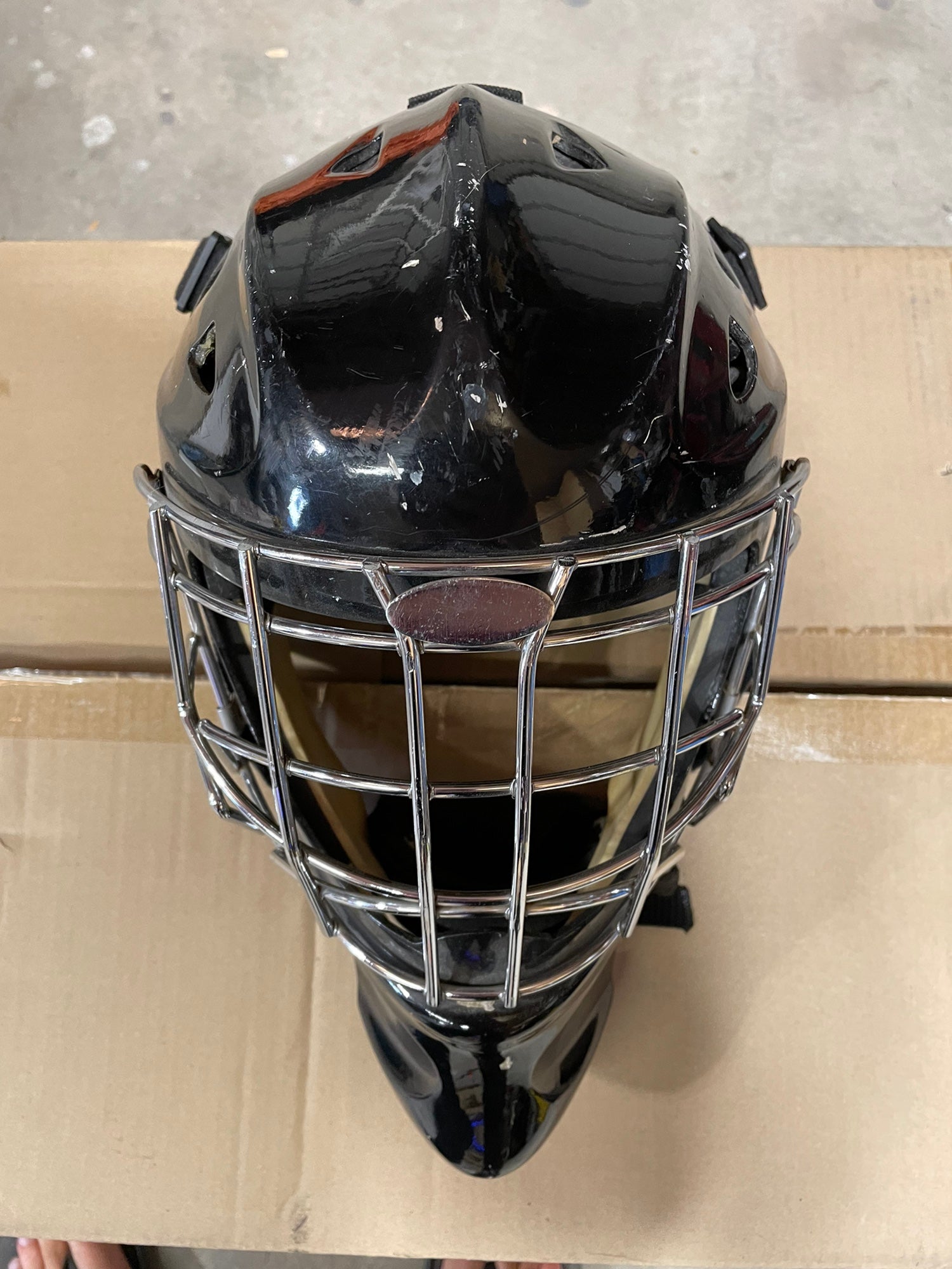 Used Itech Goalie Mask | SidelineSwap
