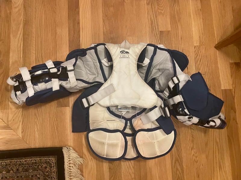 Used Small Bauer Reactor 7000 Goalie Chest Protector | SidelineSwap ...