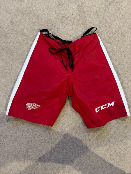 Detroit Red Wings pro stock Hockey shells Adult Medium Red ...