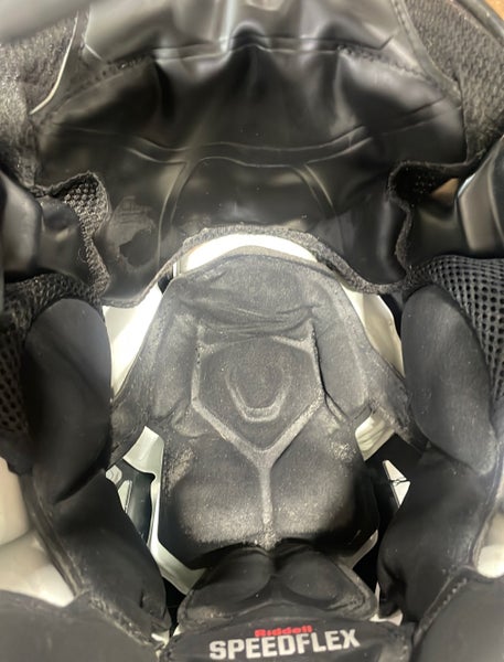 Riddell Used Large Helmet | SidelineSwap | Buy and Sell on SidelineSwap