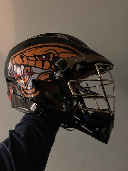 New Player's Cascade Pro-7 Helmet | SidelineSwap | Buy and Sell on ...