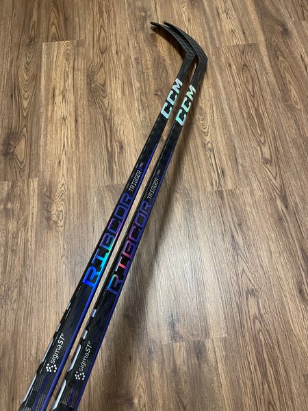 2 pack - CCM Trigger 7 Pro RH 75 Flex P28 | SidelineSwap | Buy and Sell ...