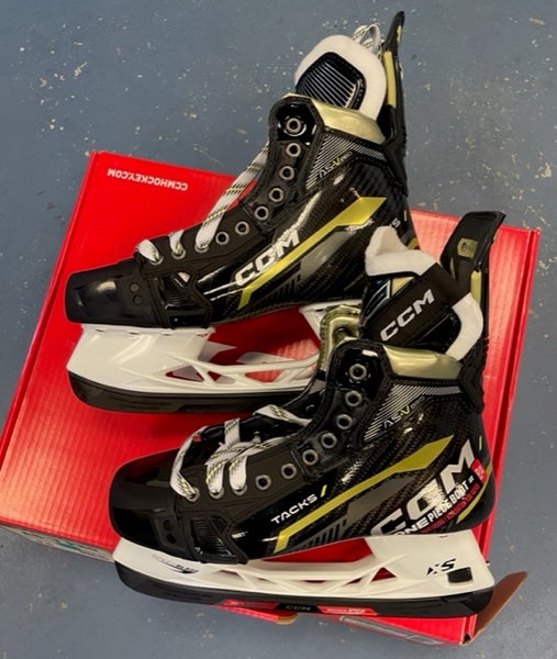 Senior New CCM Tacks ASV Pro Hockey Skates Regular Width Size 8.5 w ...