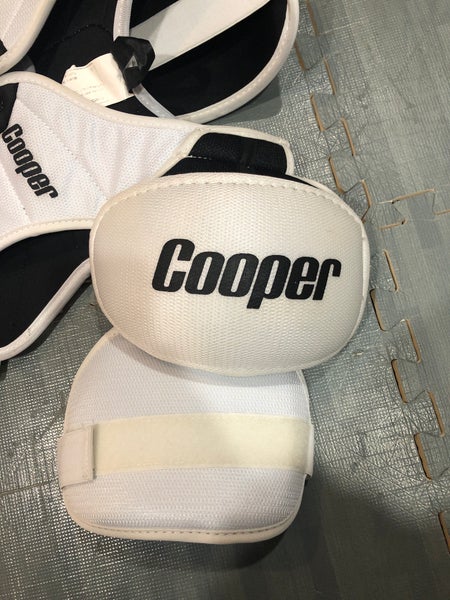 Cooper Bauer pro vintage shoulder pads Senior Large | SidelineSwap ...