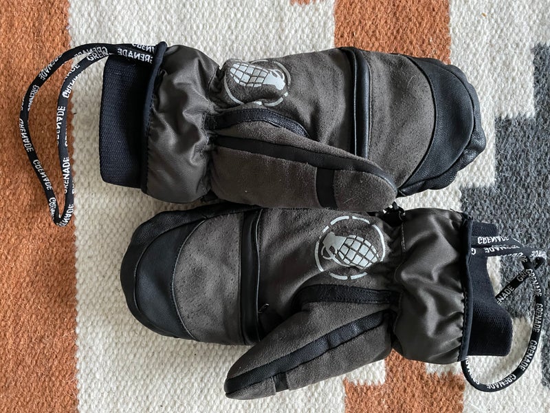 Grenade Mittens with Inner Gloves | SidelineSwap | Buy and Sell on ...